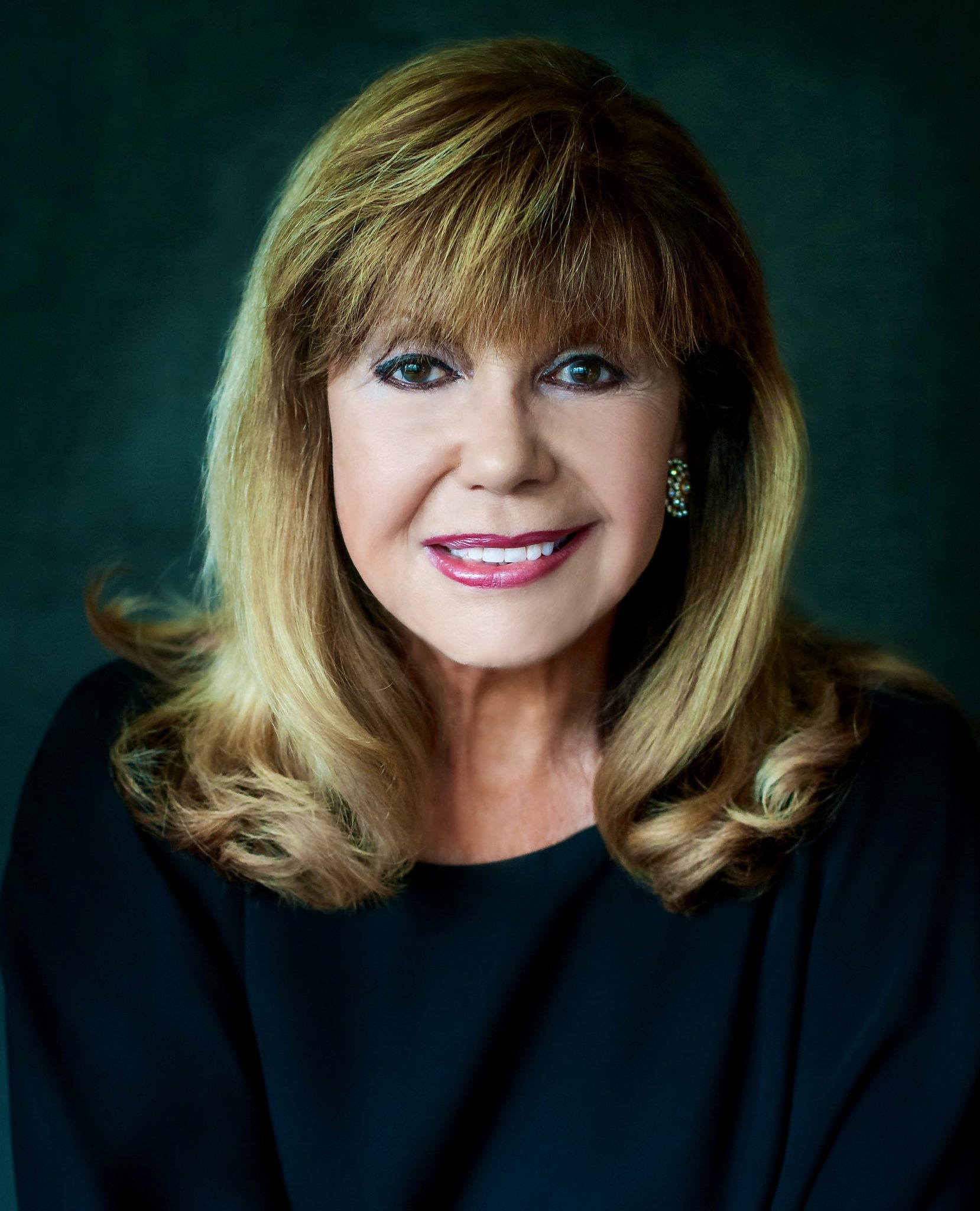 Meet author Kaye Schmitz | Susan G Mathis
